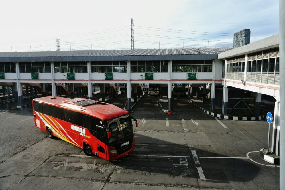 Akhir Pekan Jadi Titik Padat Arus Balik, Terminal Purabaya Bersiap ...